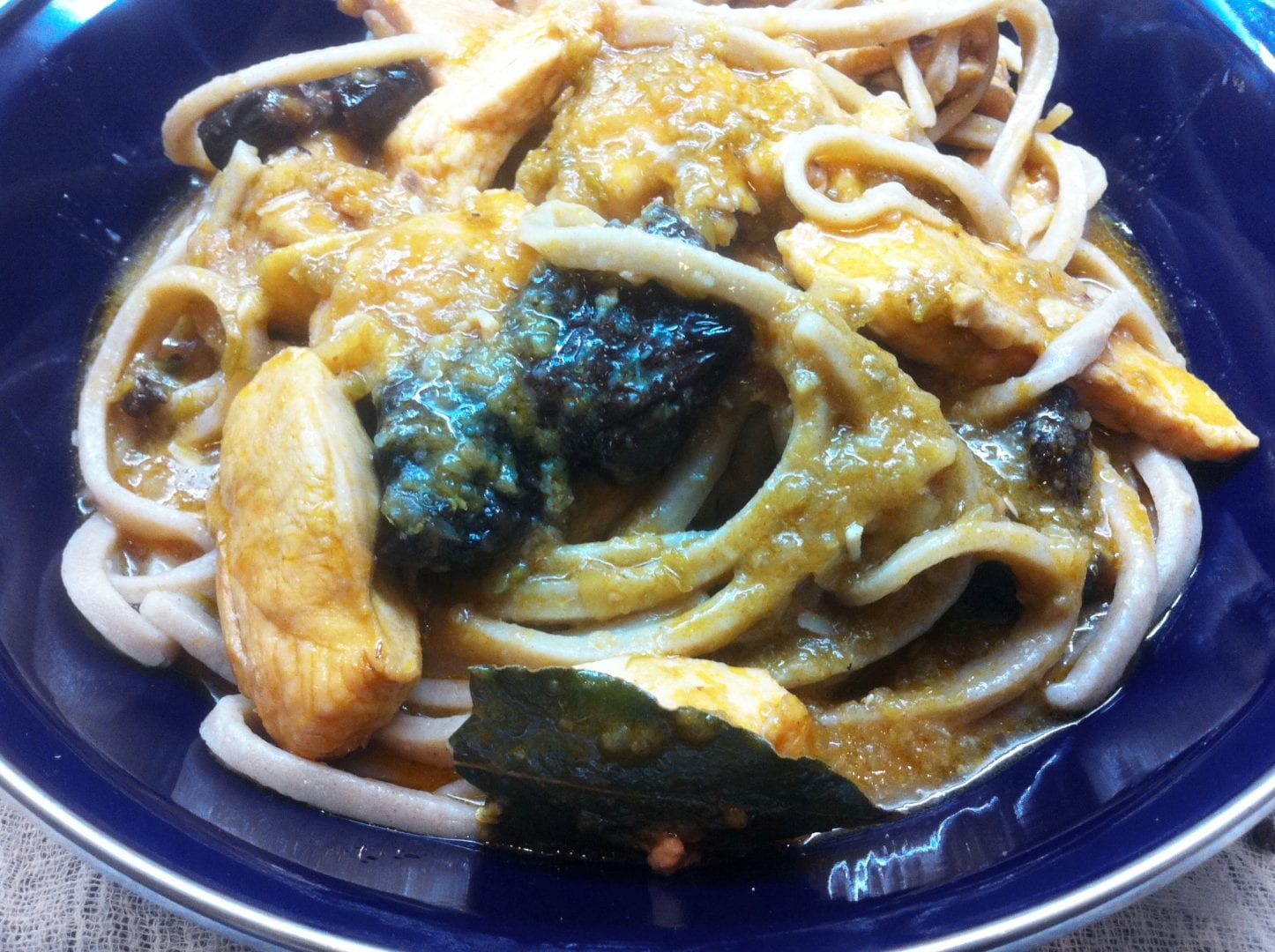 Pileći tingul s domaćom tjesteninom | Mama, ja sam gladan